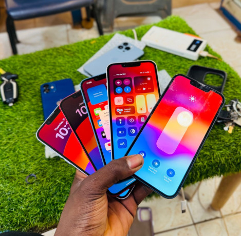IPhone 13 SIMPLE 128G, 256G.. USA, Ouagadougou